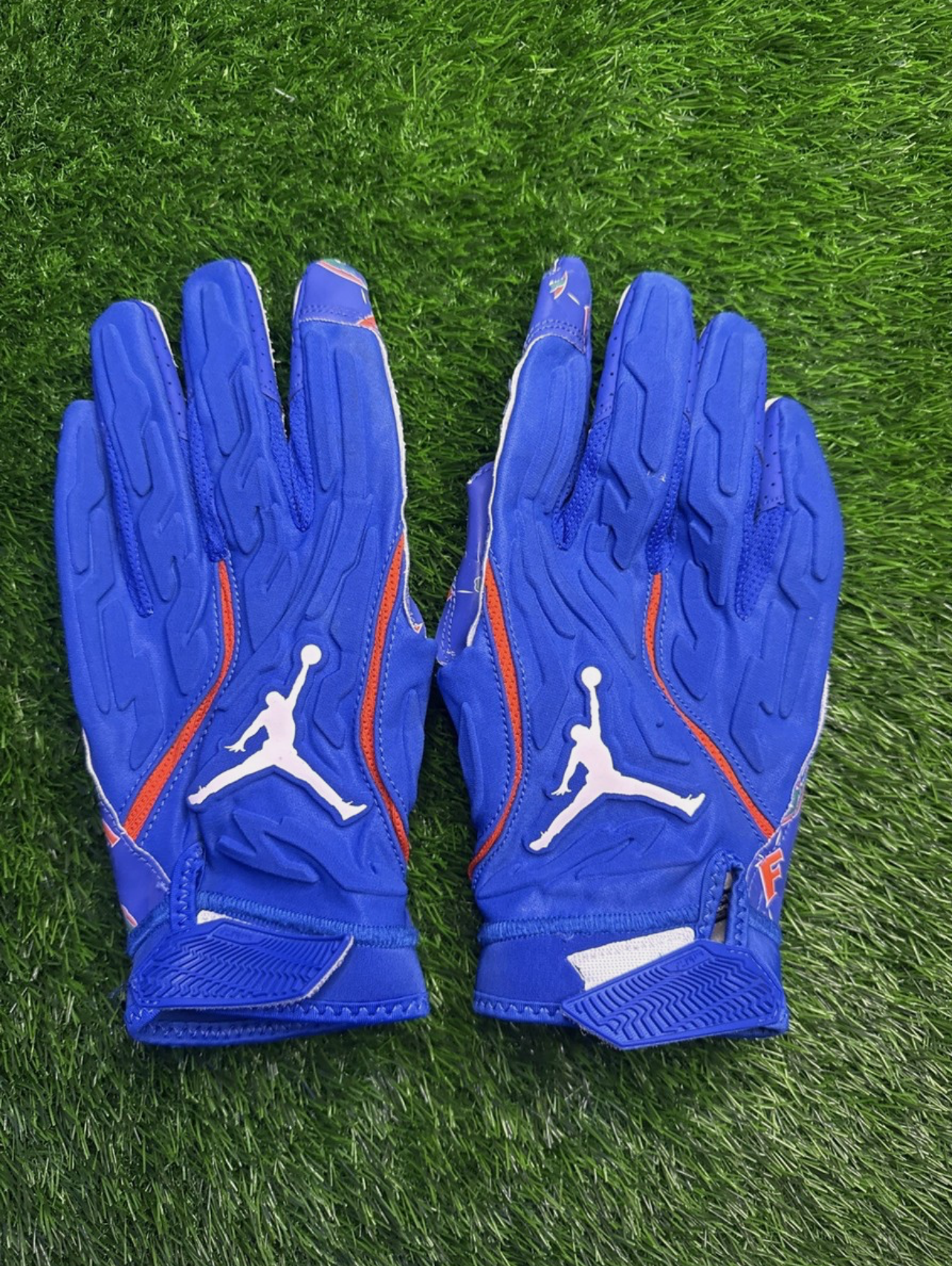 Jordan Florida Gator College Football Gloves – CfbGearGuy